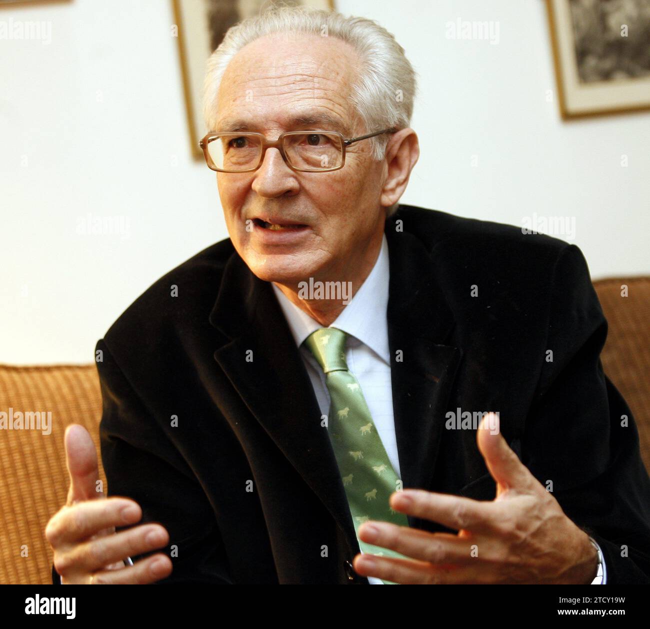 Madrid, 12-28-2009. Interview with Andrés Amorós, new bullfighting ...