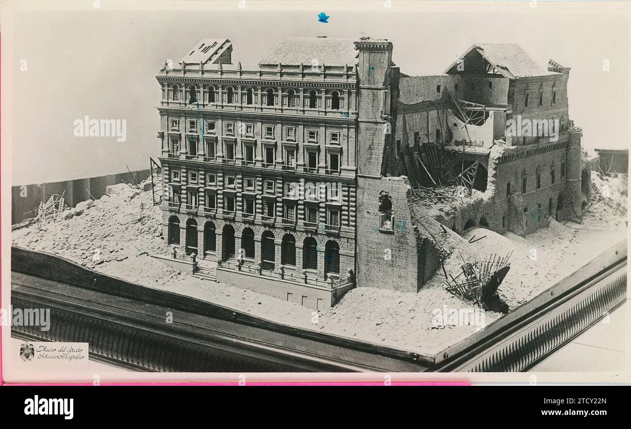 09/30/1936. Civil War, model of the ruins of the Toledo castle after ...