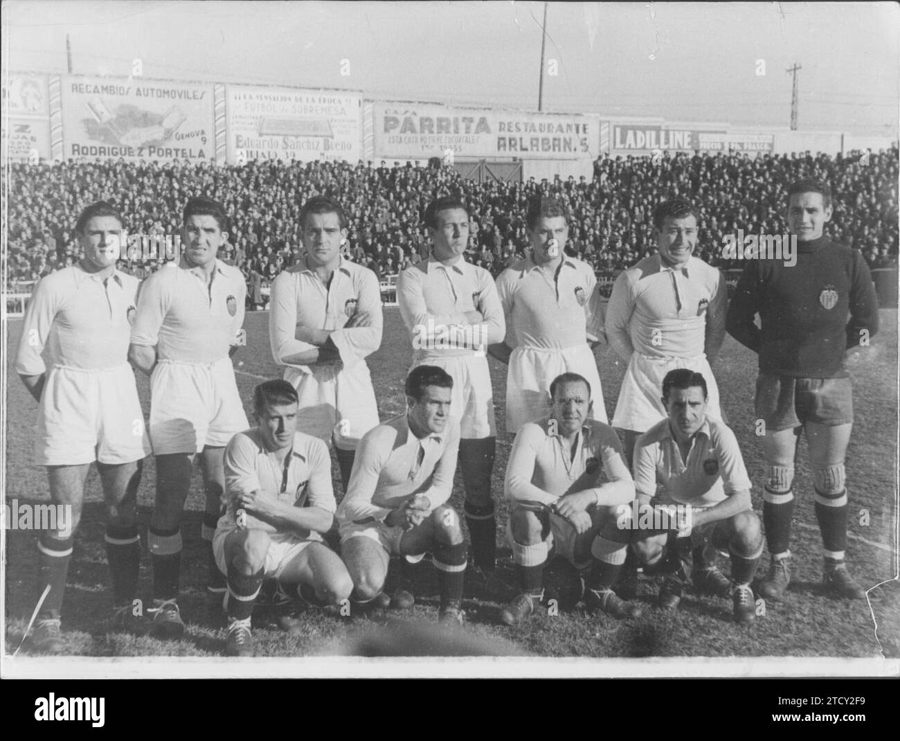The Valencia football team in 1942. Credit: Album / Archivo ABC ...