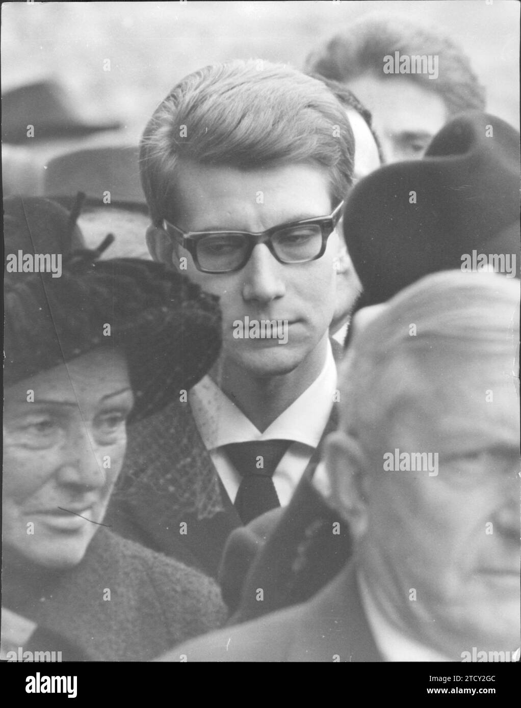 09/30/1963. At the funeral of Jean Cocteau. Credit: Album / Archivo ABC ...