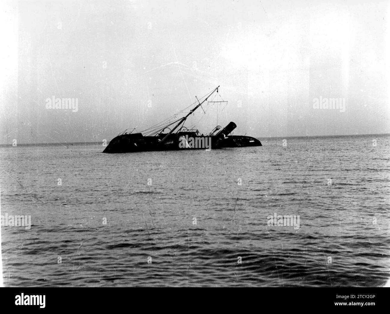 Ship scuttled hi-res stock photography and images - Alamy