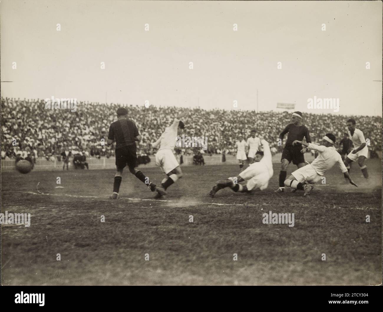 Valencia, 06/21/1936. Final of the President of the Republic's Cup ...