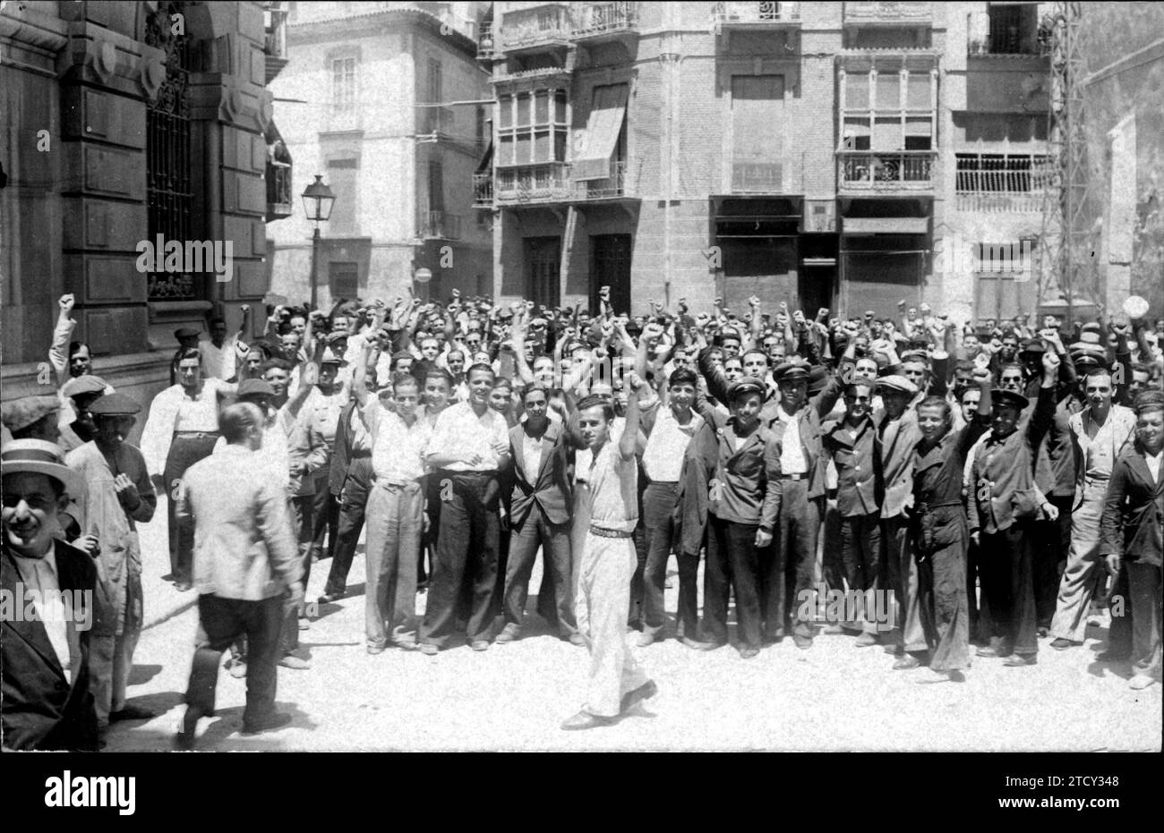Cnt civil war spain 1936 hi-res stock photography and images - Alamy
