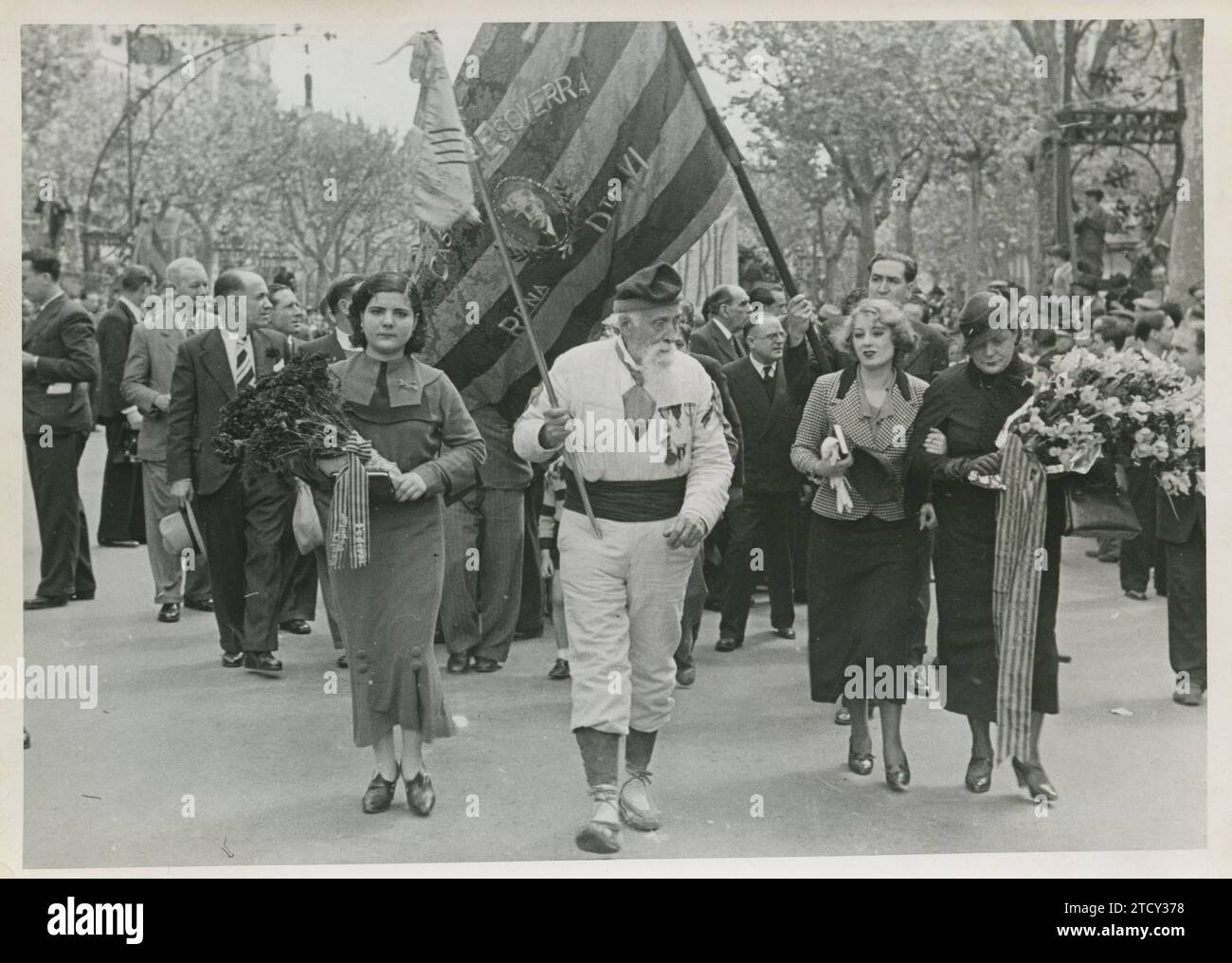 04 12 1936 hi-res stock photography and images - Alamy