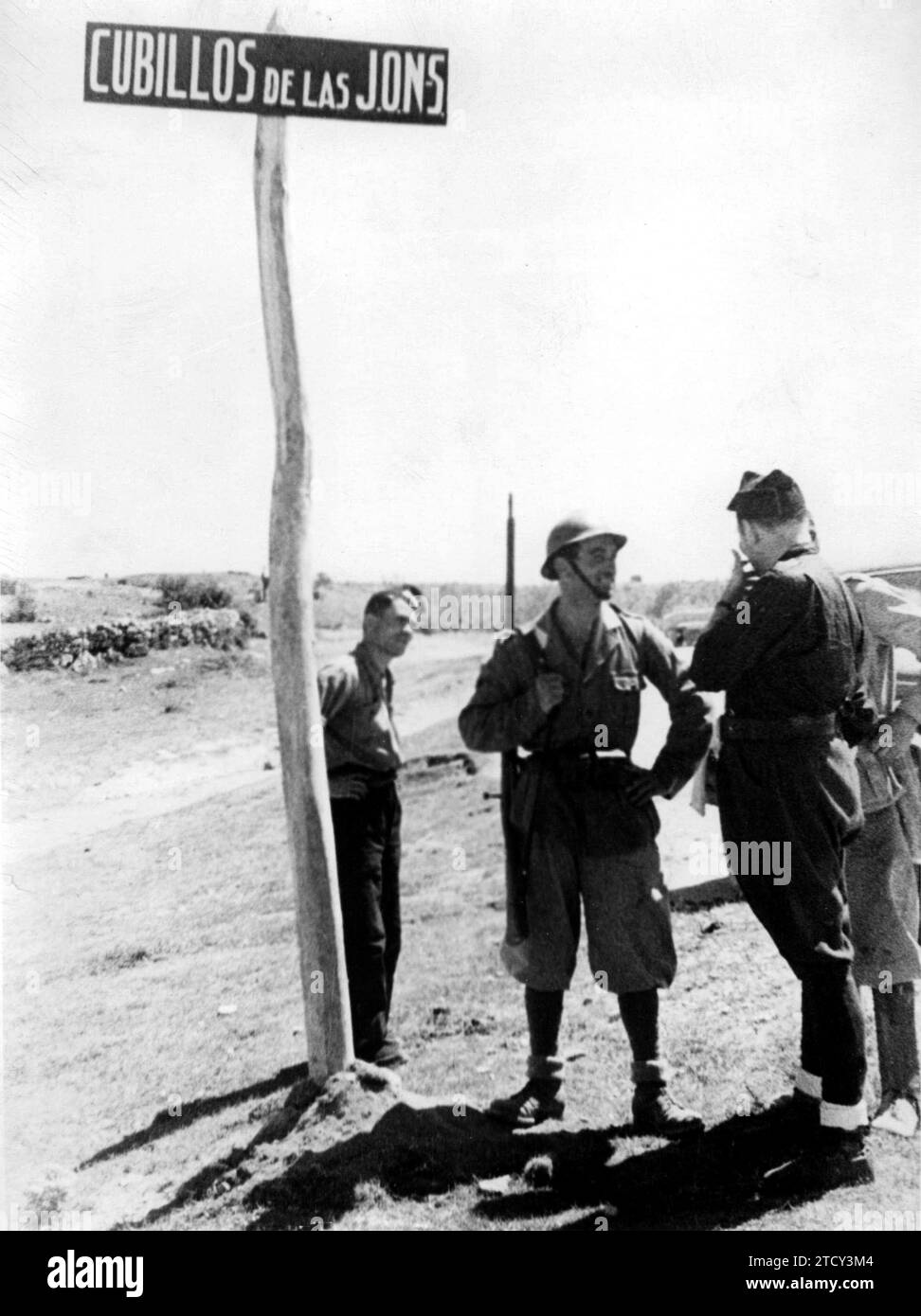 Falangist hi-res stock photography and images - Alamy