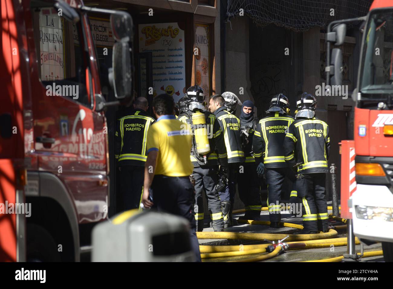 Madrid, 06/17/2015. Fire occurred in the La Risueña brewery on Carrera ...