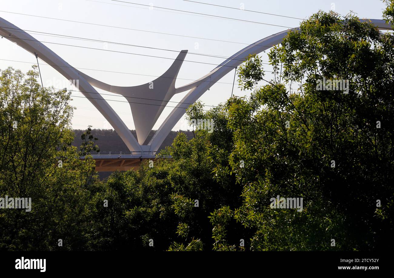 Ibn abbas firnas bridge cordoba hi-res stock photography and images - Alamy