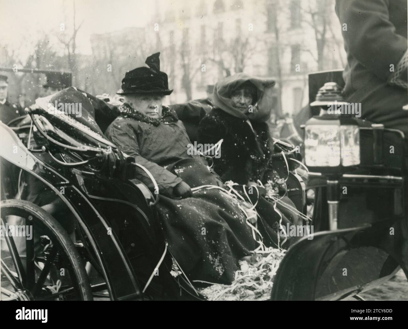 Madrid, Ca. 1910. The Infanta Isabel de Borbón, popularly known as "La ...