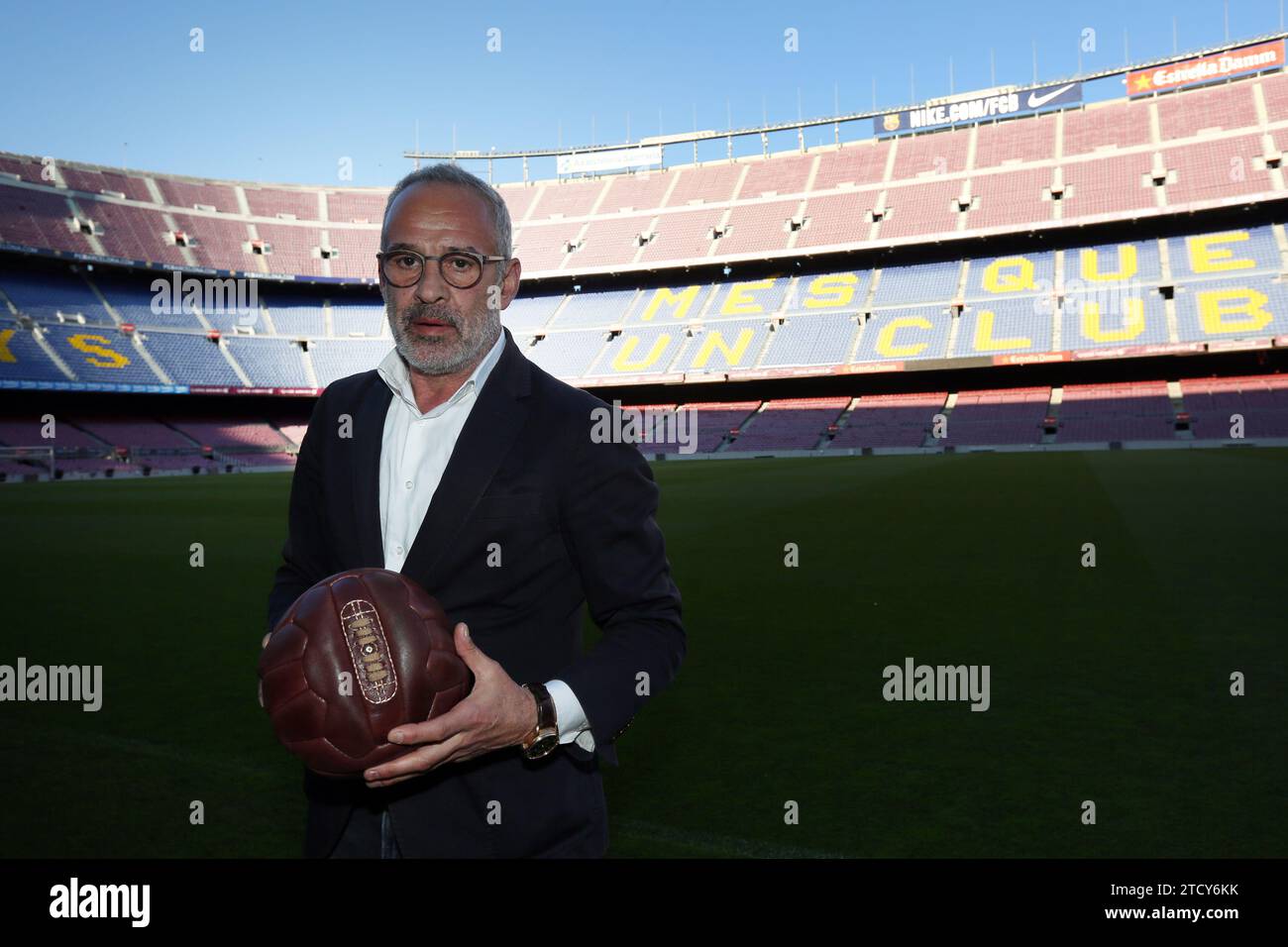 Barcelona, 03/29/2017. Interview with Julio Alberto, former Barcelona ...