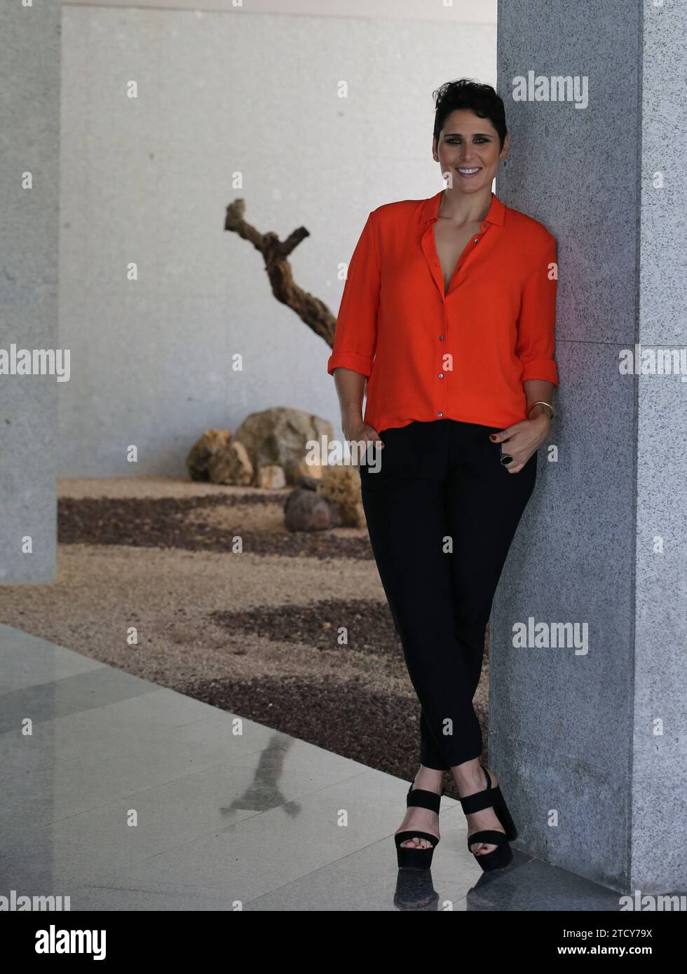 Singer rosa hi-res stock photography and images - Alamy