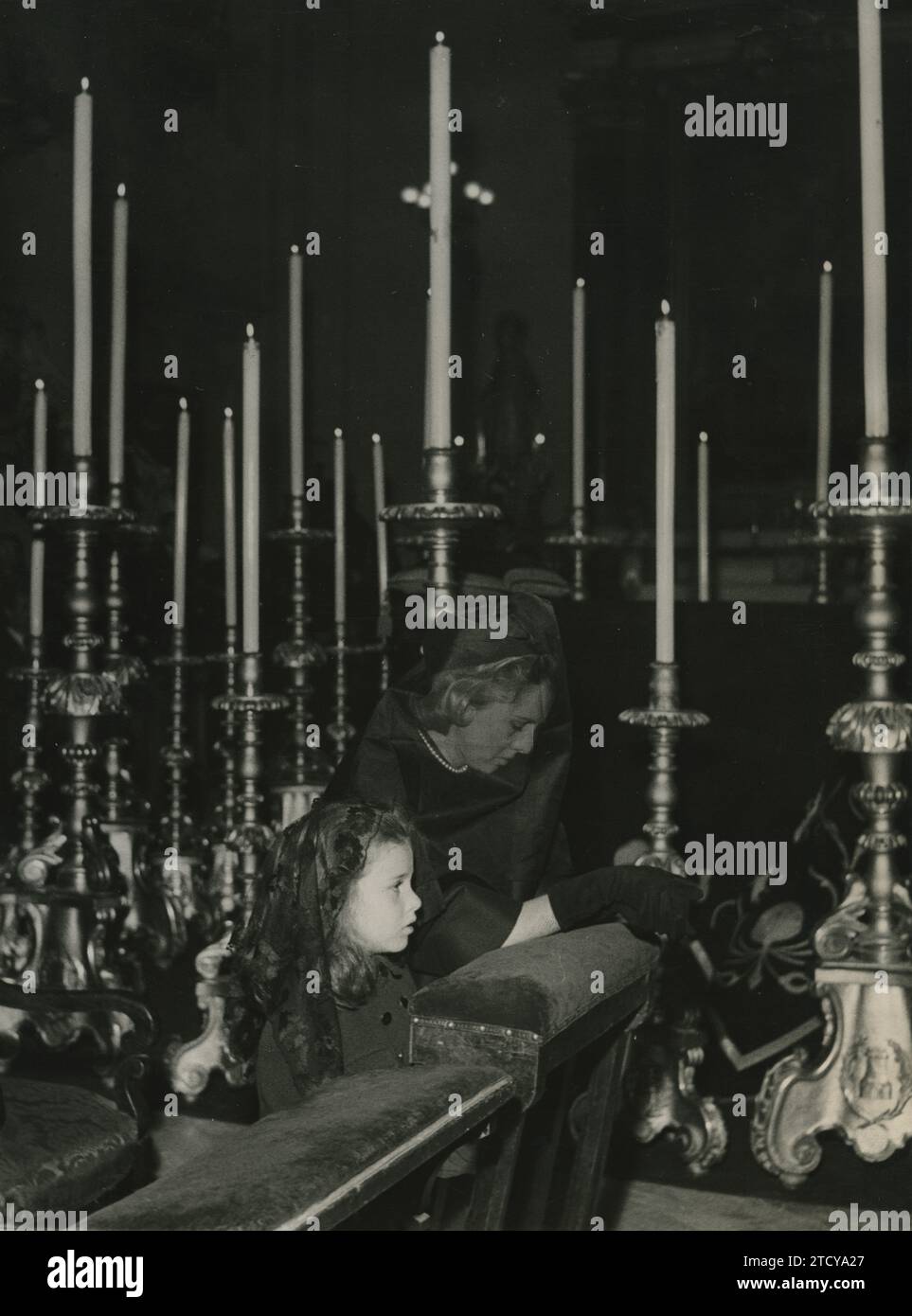 Madrid, 05/16/1957. The widowed Marchioness of Portago and her daughter ...