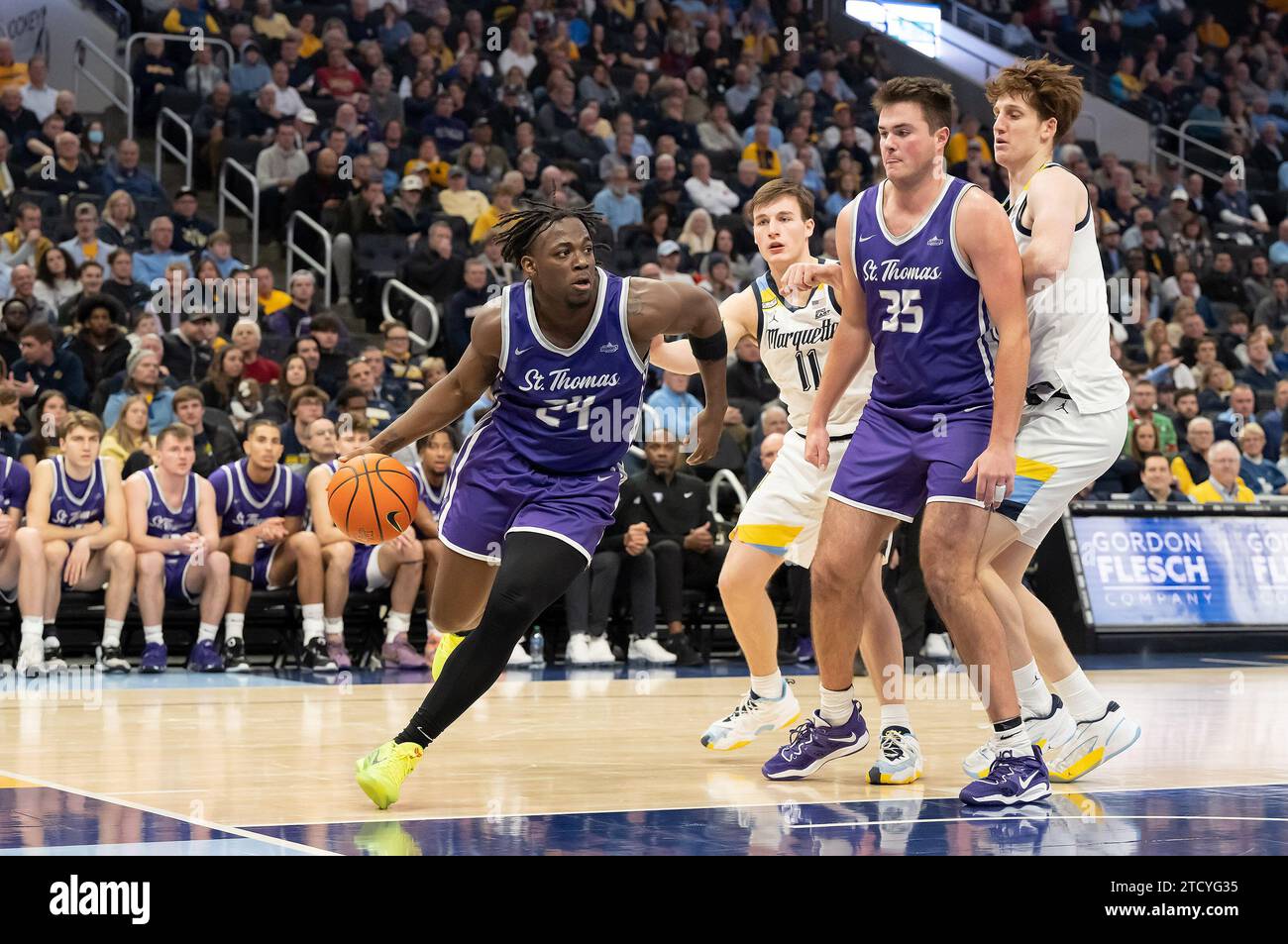 December 14, 2023: St. Thomas - Minnesota Tommies guard Raheem Anthony ...