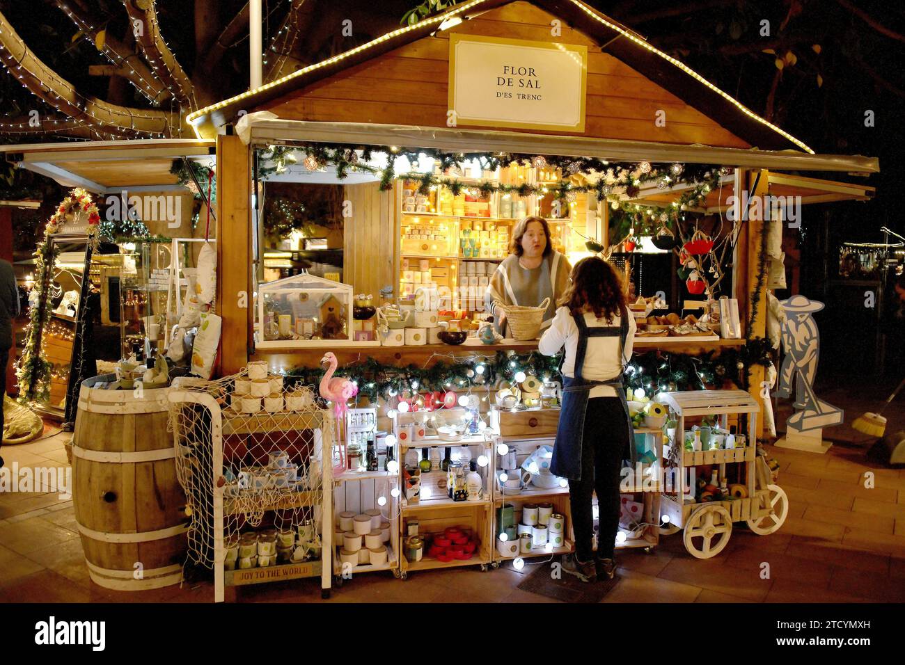 Puerto portals christmas market hi-res stock photography and images - Alamy