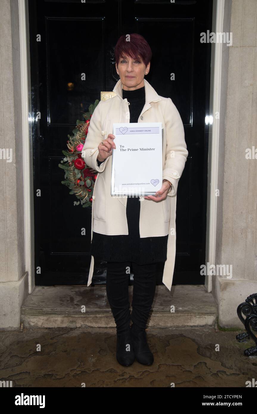 Dr Anna Kennedy OBE, and her team hand in a petition at No10 Downing ...