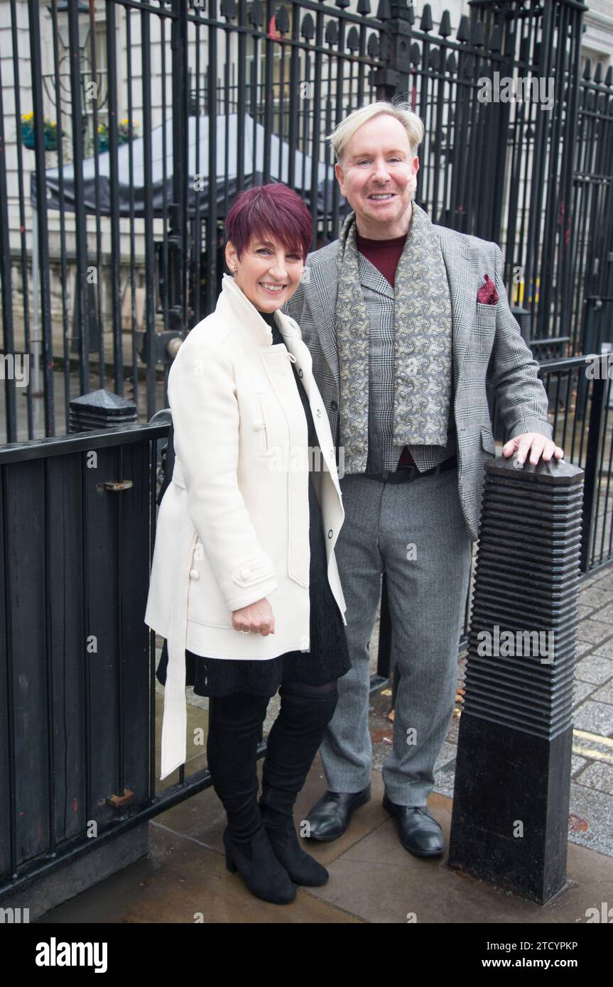 Steven Smith, Dr Anna Kennedy OBE and her team hand in a petition at ...
