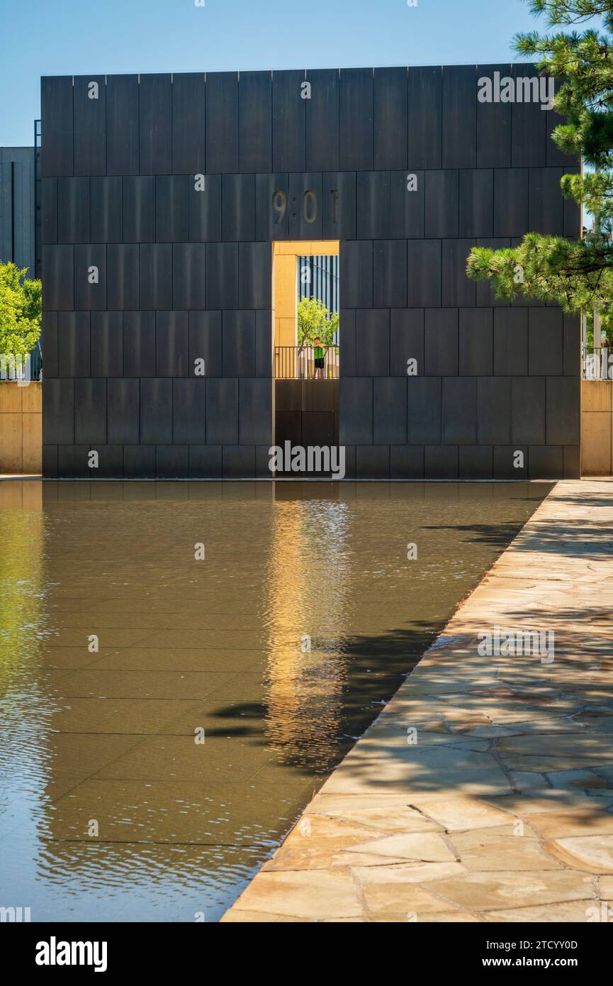 The Monument and Reflection Pool at Oklahoma City National Memorial ...
