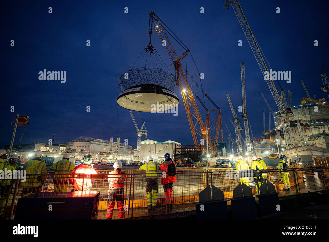 Engineering teams use the world's largest crane - Big Carl - to lift a ...