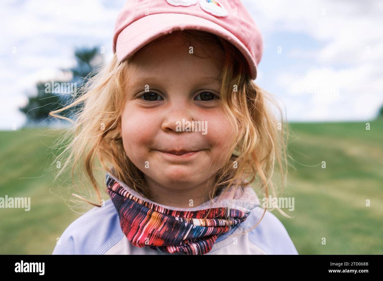 Happy smiling child looking at camera Stock Photo - Alamy