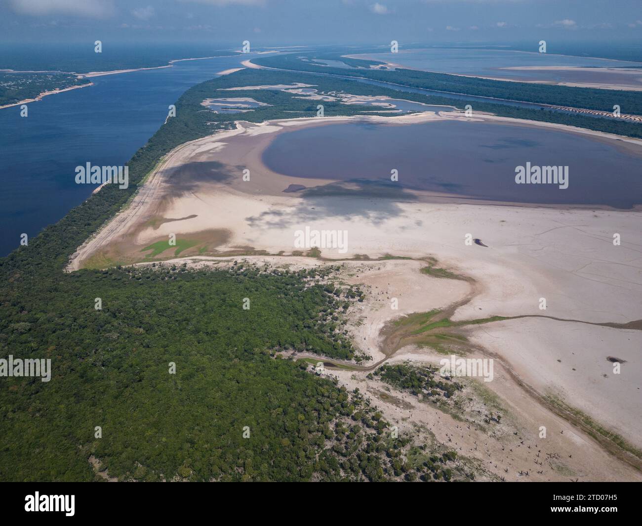 Beautiful aerial view to Negro River and Anavilhanas Archipelago Stock ...