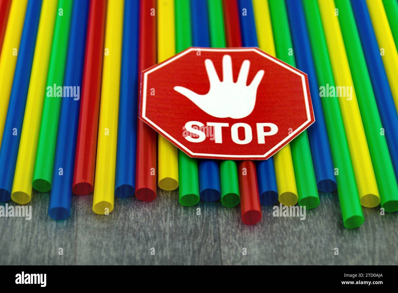 Rubbish prohibited sign hi-res stock photography and images - Alamy