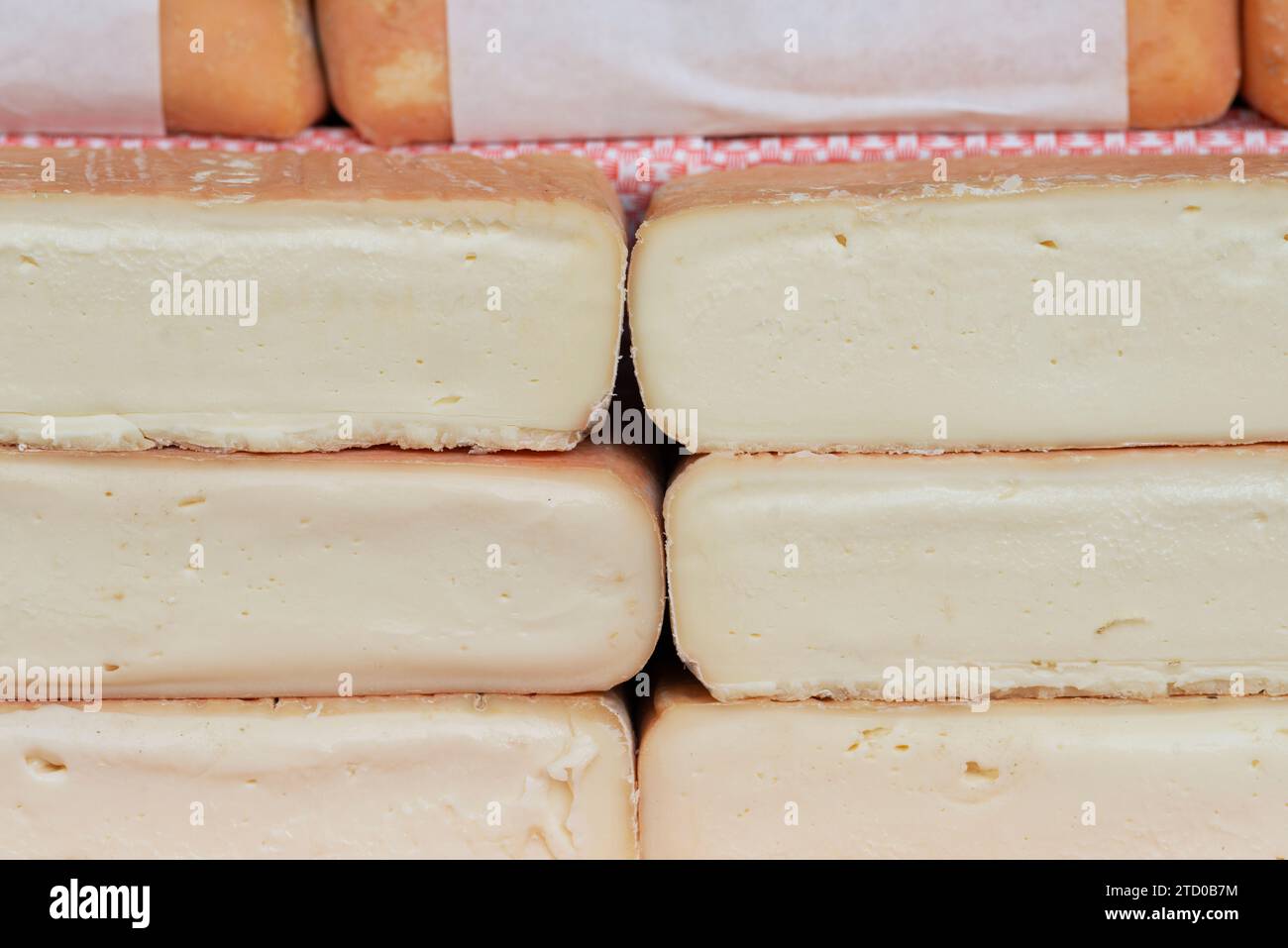 Italy, Lombardy, Stall Market, Taleggio Cheese Stock Photo - Alamy