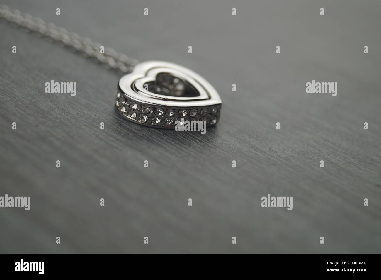 Silver heart hi-res stock photography and images - Alamy