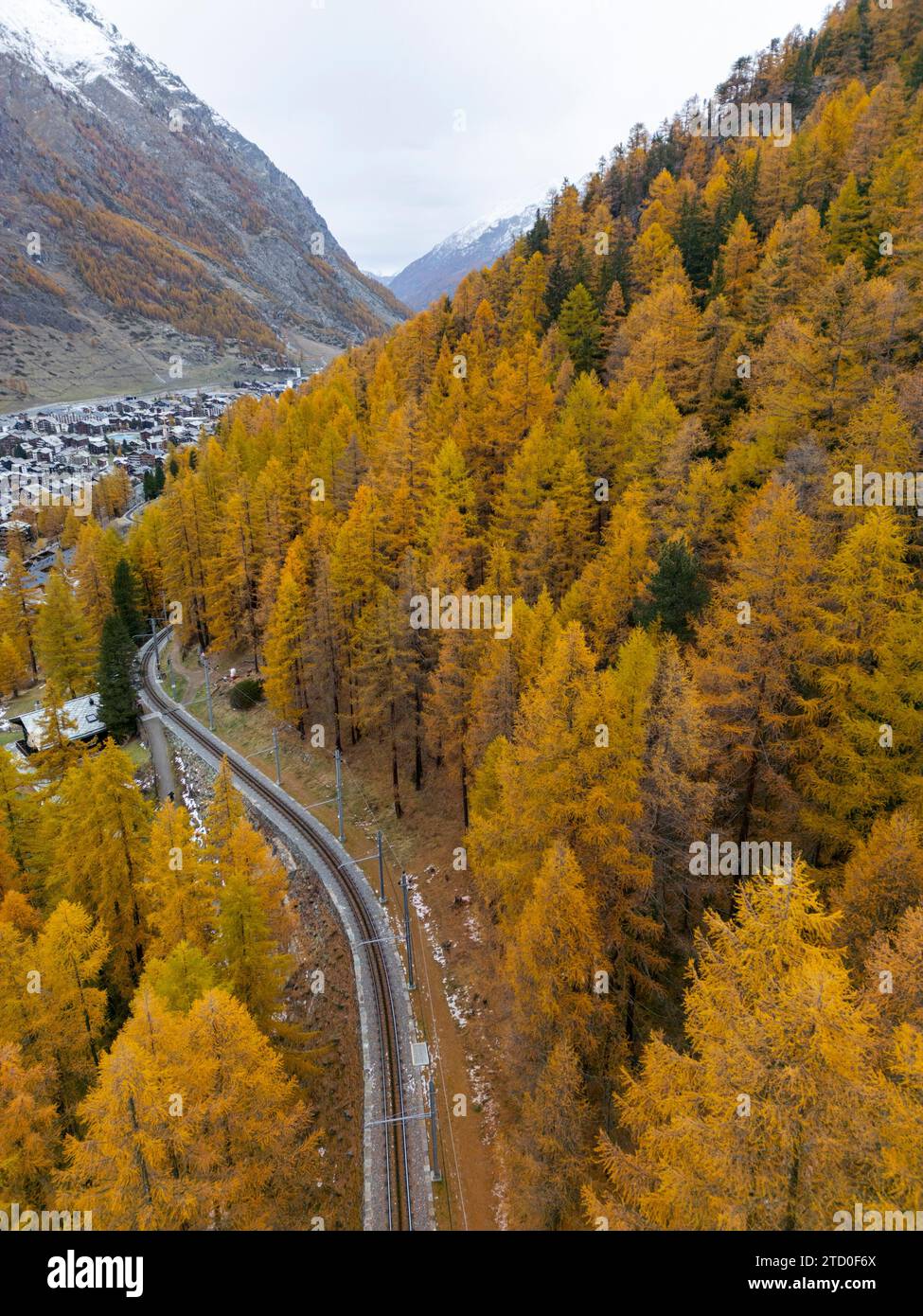 Aerial view scenic rural pathway hi-res stock photography and images ...