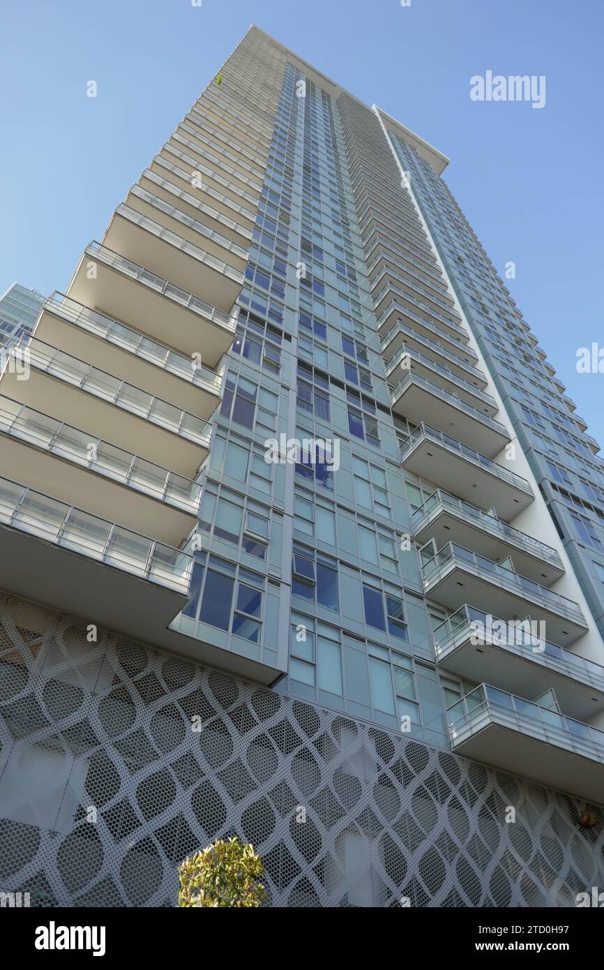 Los Angeles, California, USA 13th December 2023 Hope and Flower ...