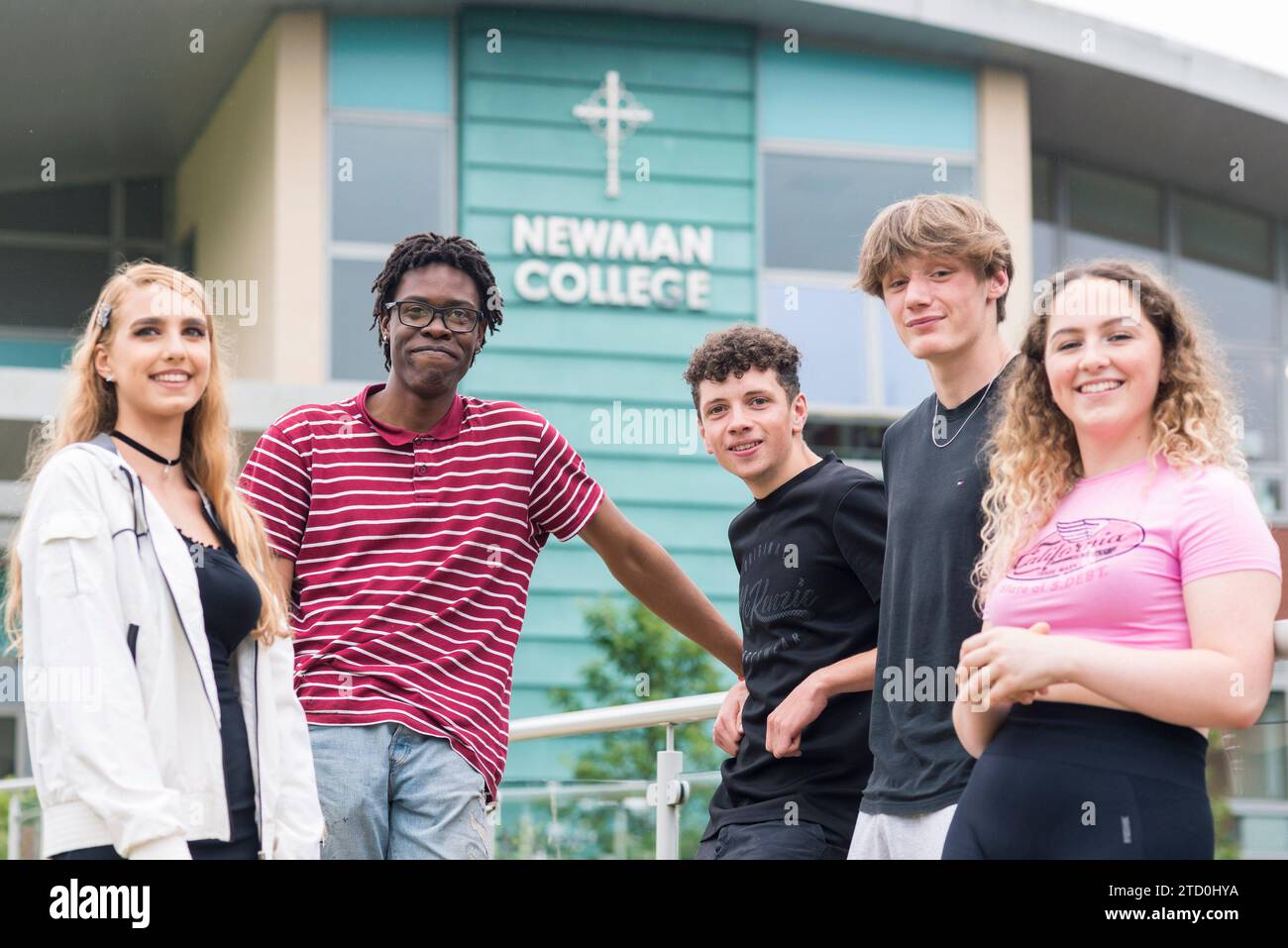 College students in uniform hi-res stock photography and images - Alamy