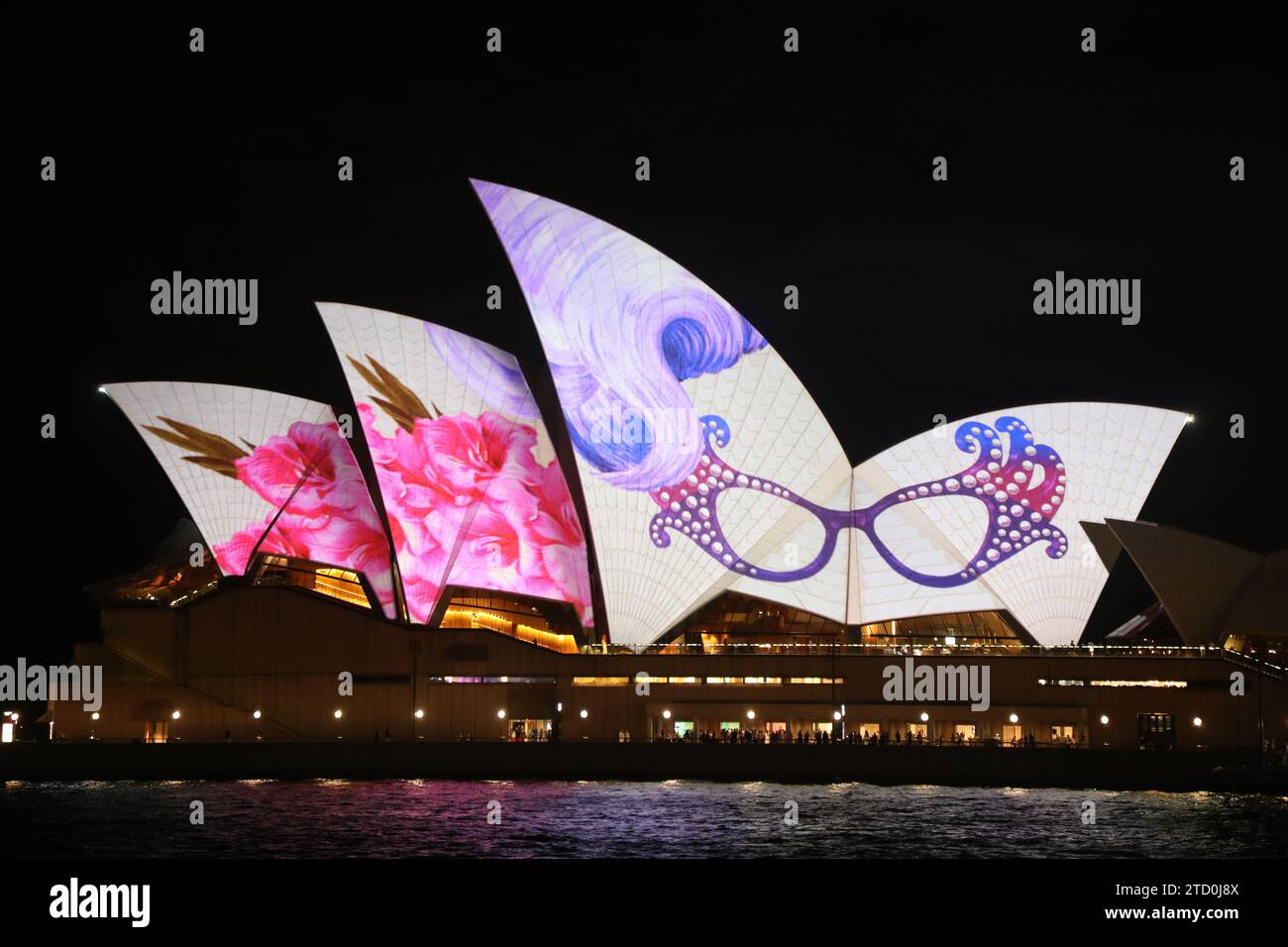 Sydney, Australia. 15th December 2023. Sydney Opera House was lit up in ...
