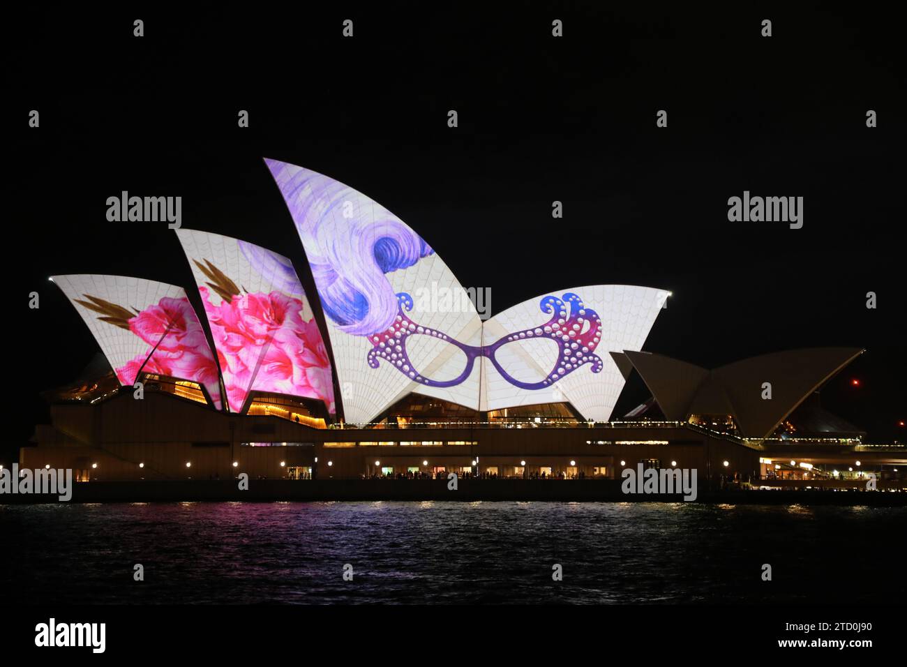 Sydney, Australia. 15th December 2023. Sydney Opera House was lit up in ...