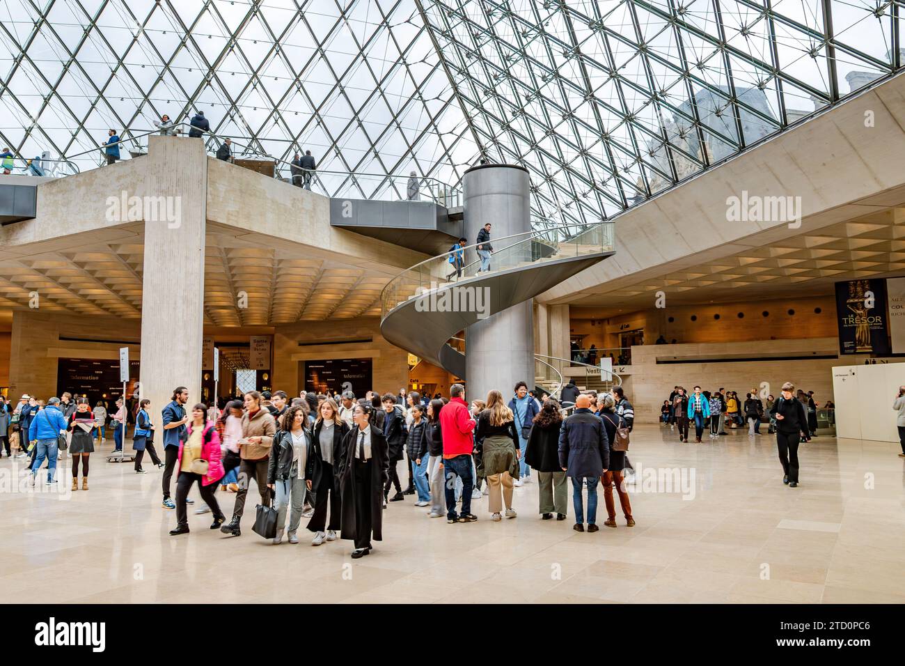 Louvre pyramid staircase interior hi-res stock photography and images ...