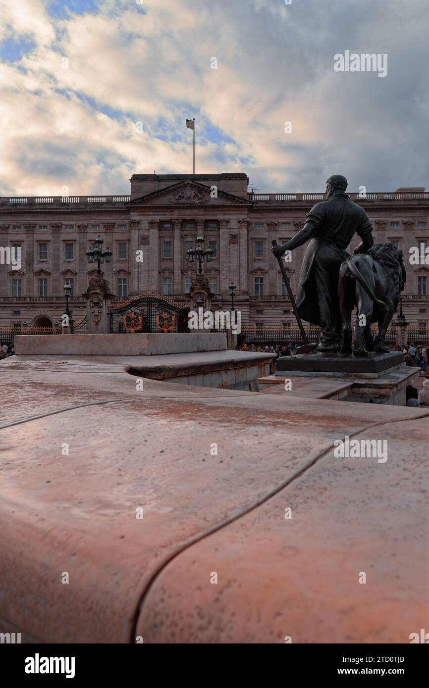 Winter sun in London Stock Photo - Alamy
