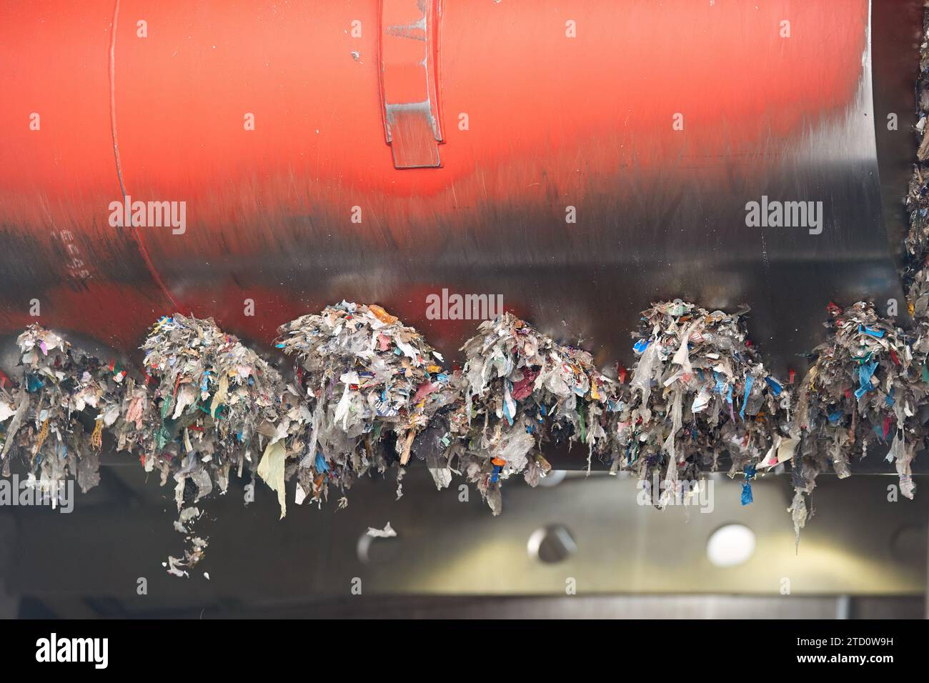 Detalied view of jaws of red grab. Handling and Transportation of fuel ...