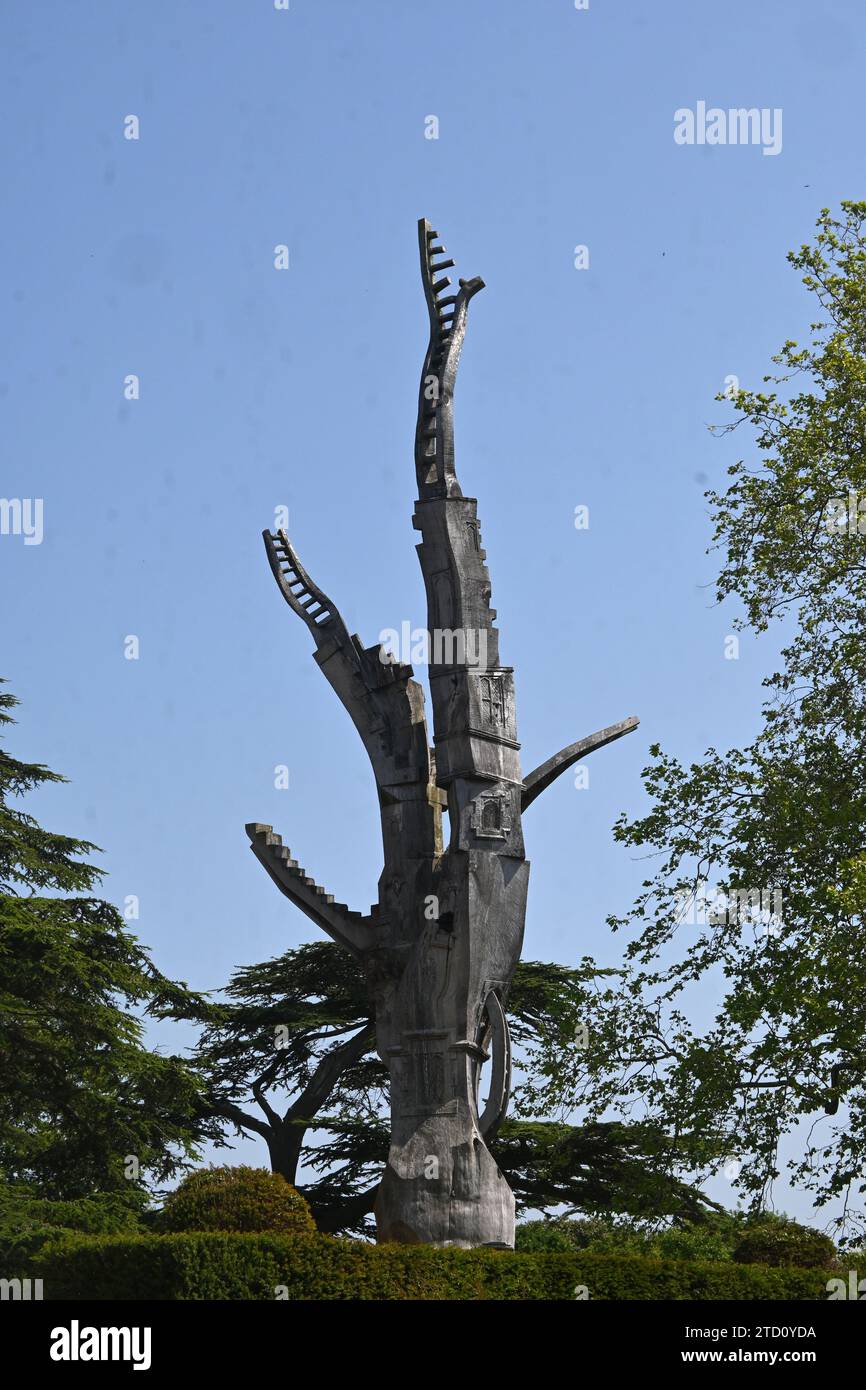 dead tree with carving, kentwell hall Stock Photo - Alamy
