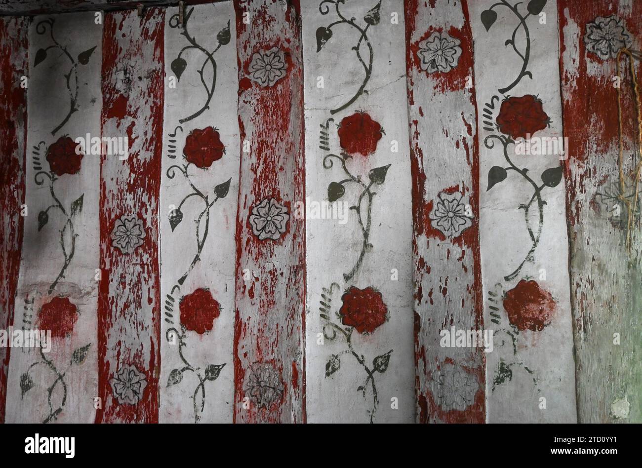 Roses wall frame hi-res stock photography and images - Alamy