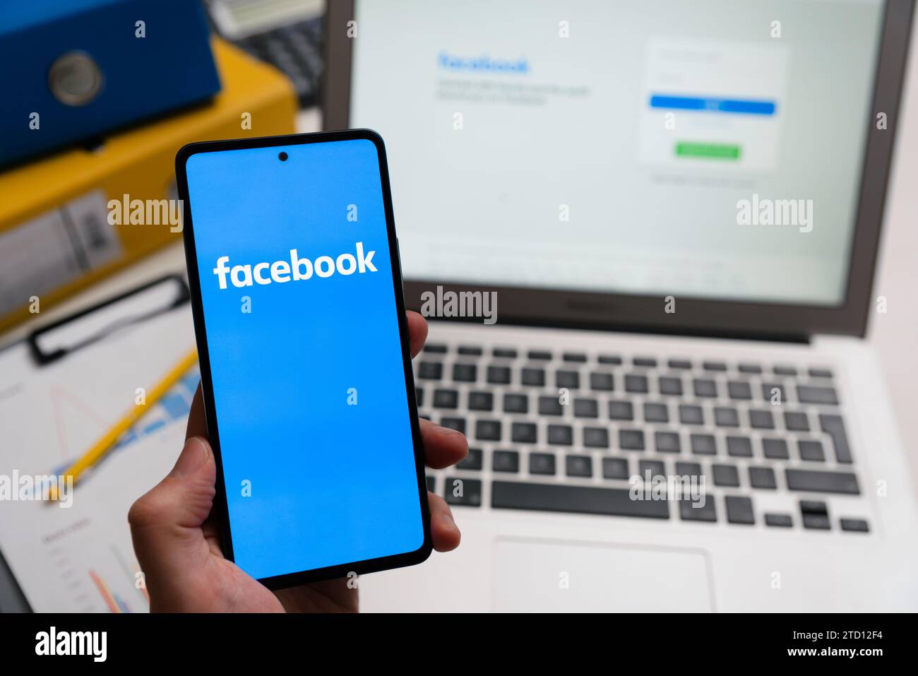 Facebook popular social media platform hi-res stock photography and ...