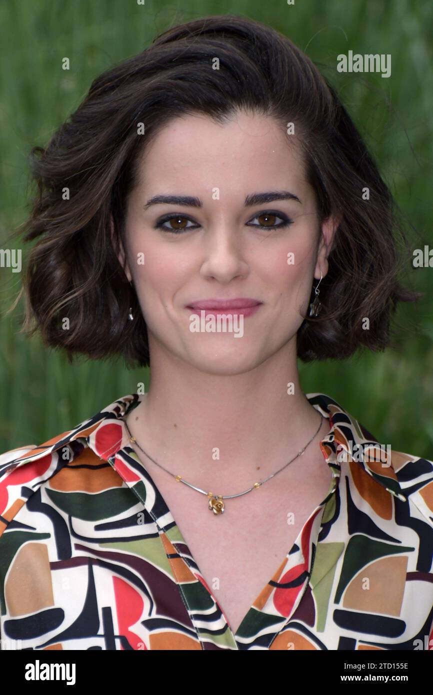 Laura cravedi hi-res stock photography and images - Alamy
