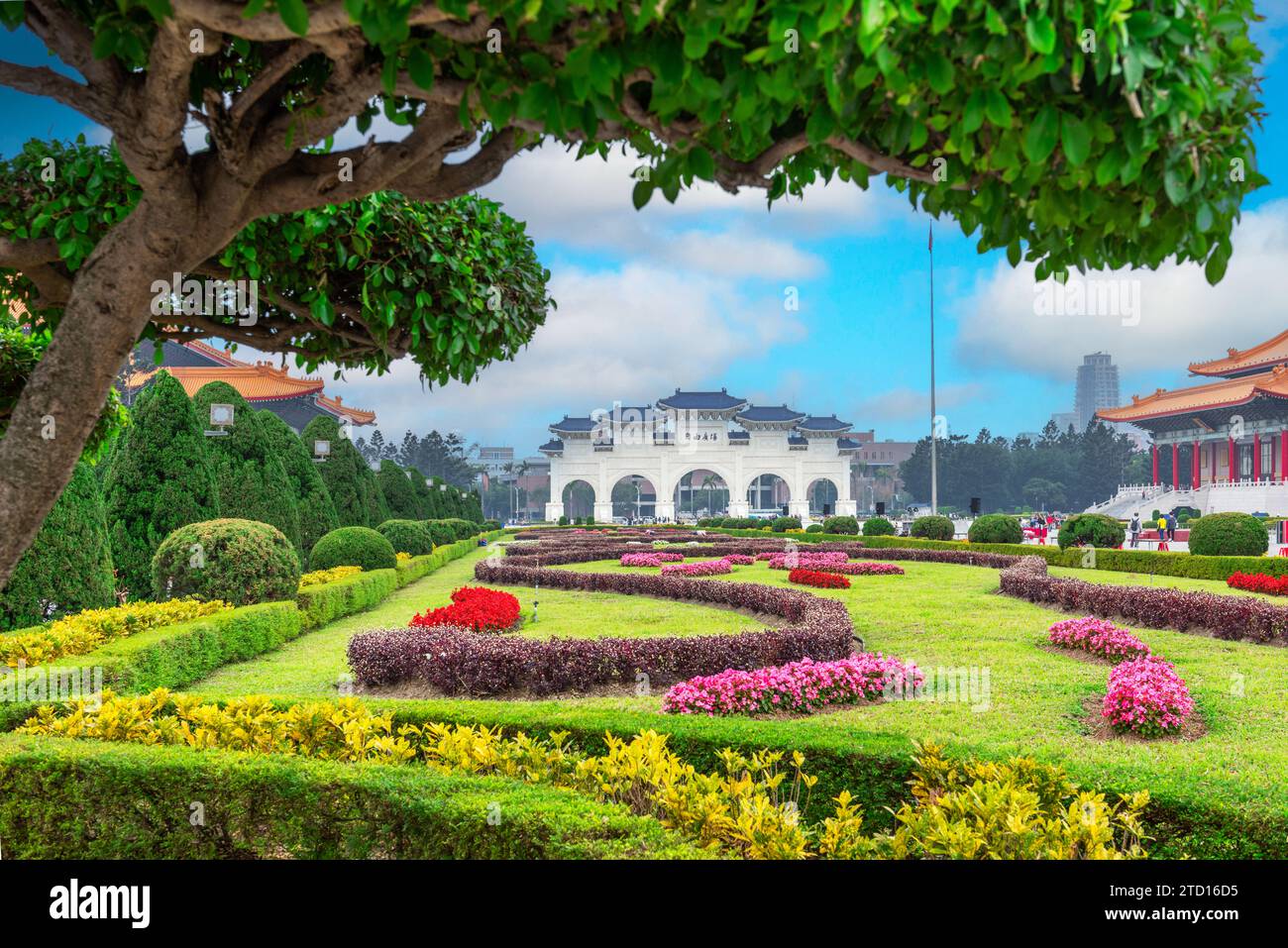 Taipei, Taiwan at Liberty Square and the main gate Stock Photo - Alamy