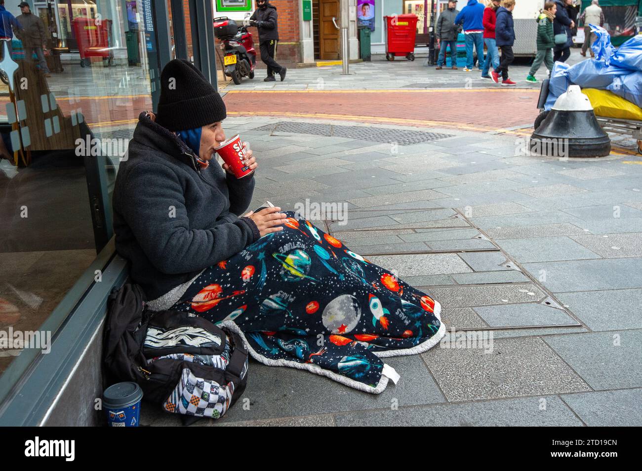 Sofa surfing homelessness hi-res stock photography and images - Alamy