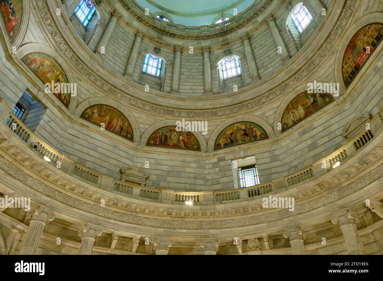 Memorial dome architecture hi-res stock photography and images - Alamy