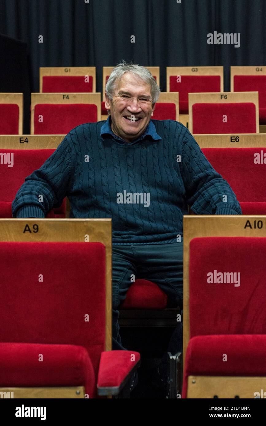 Theatre dressing room hi-res stock photography and images - Alamy
