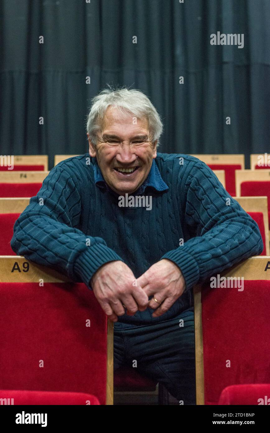 A stage manager and Theatre director backstage at a local theatre Stock ...