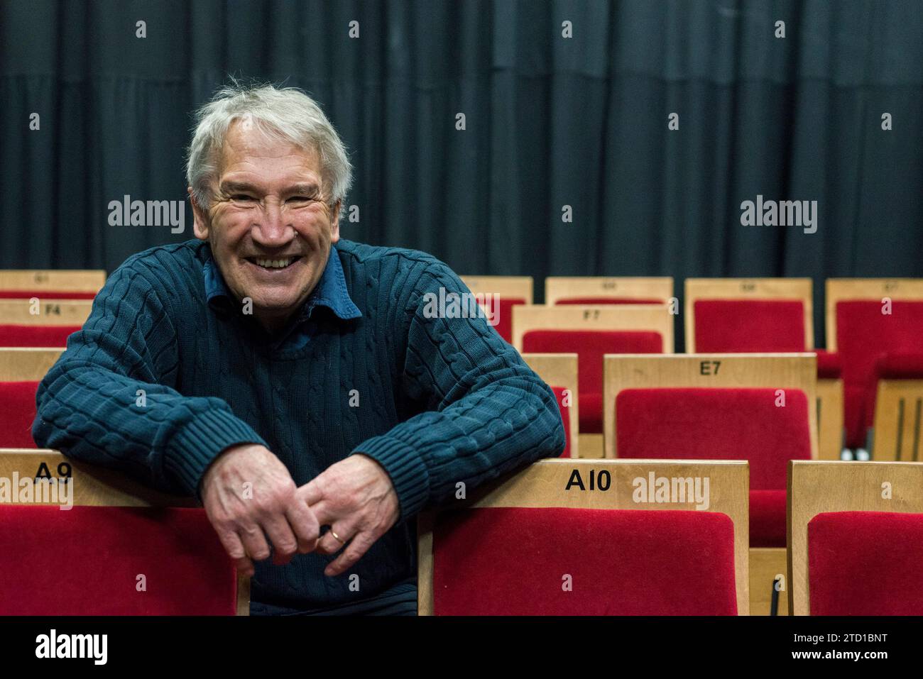 Theatre dressing room hi-res stock photography and images - Alamy