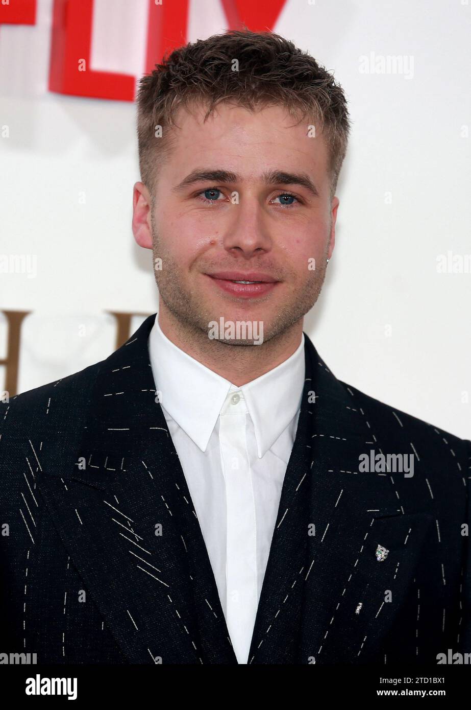 The crown finale celebration hi-res stock photography and images - Alamy