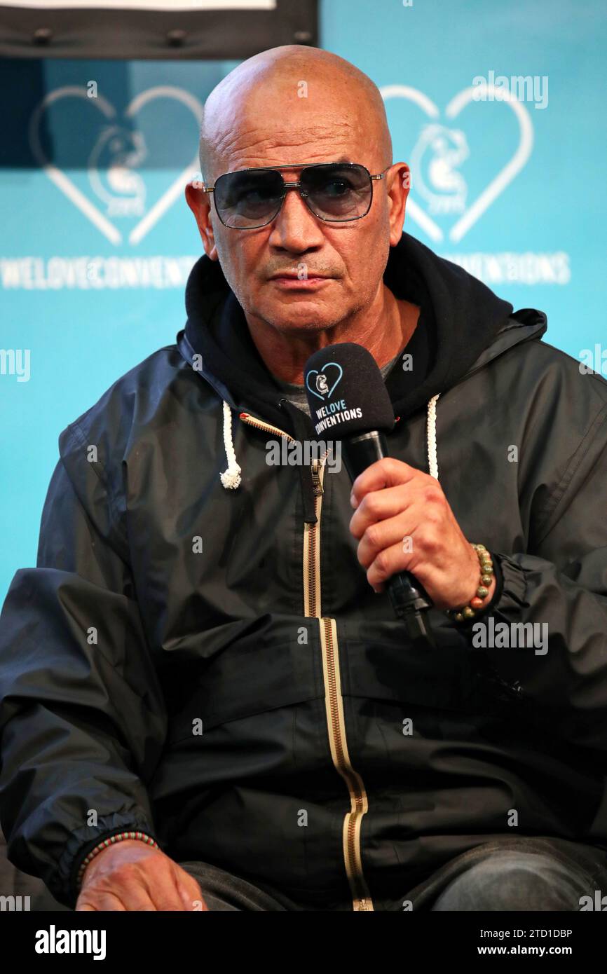 Temuera morrison boba fett hi-res stock photography and images - Alamy