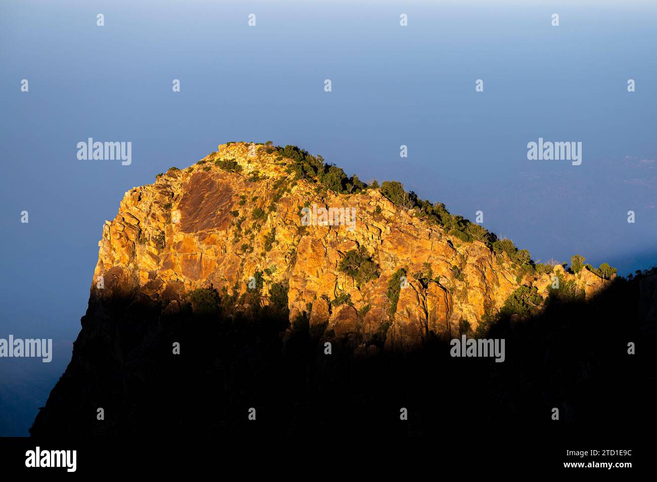 Discover the beauty of Saudi Arabia. Extraordinary landscape of the ...