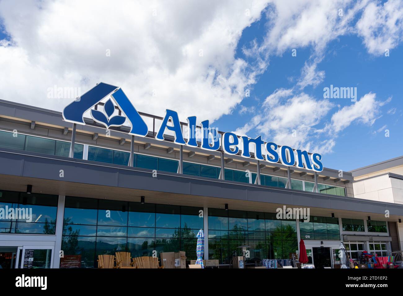 Albertsons exterior hi-res stock photography and images - Alamy