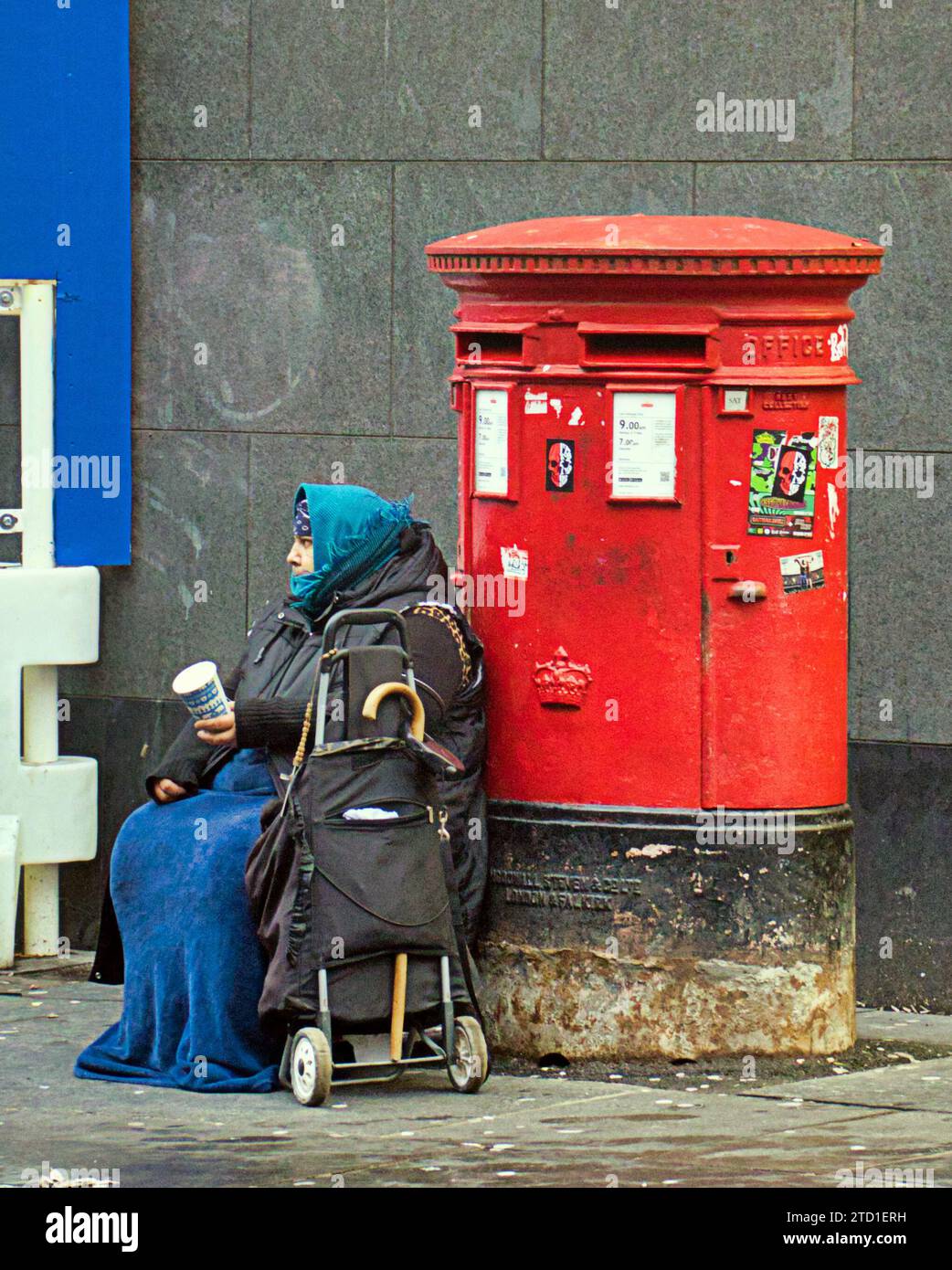 Glasgow, Scotland, UK. 15th December, 2023. UK Weather: Cloudy saw a ...
