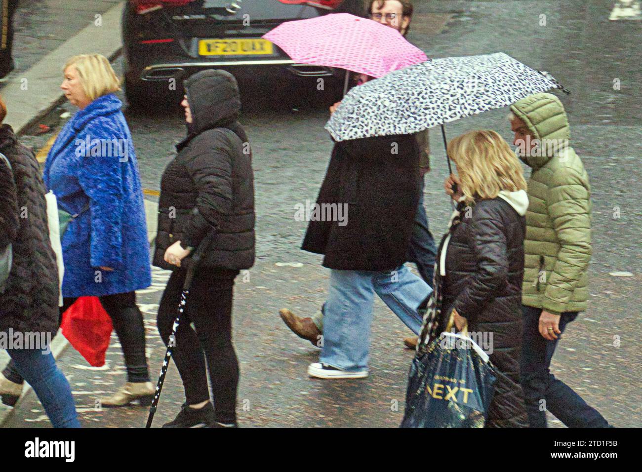 Glasgow, Scotland, UK. 15th December, 2023. UK Weather: Cloudy saw a ...